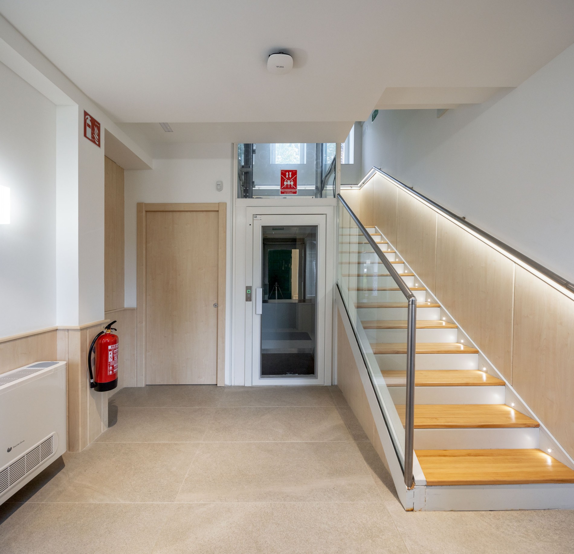 EDIFICIO DIRECTOR - AV Arquitectura